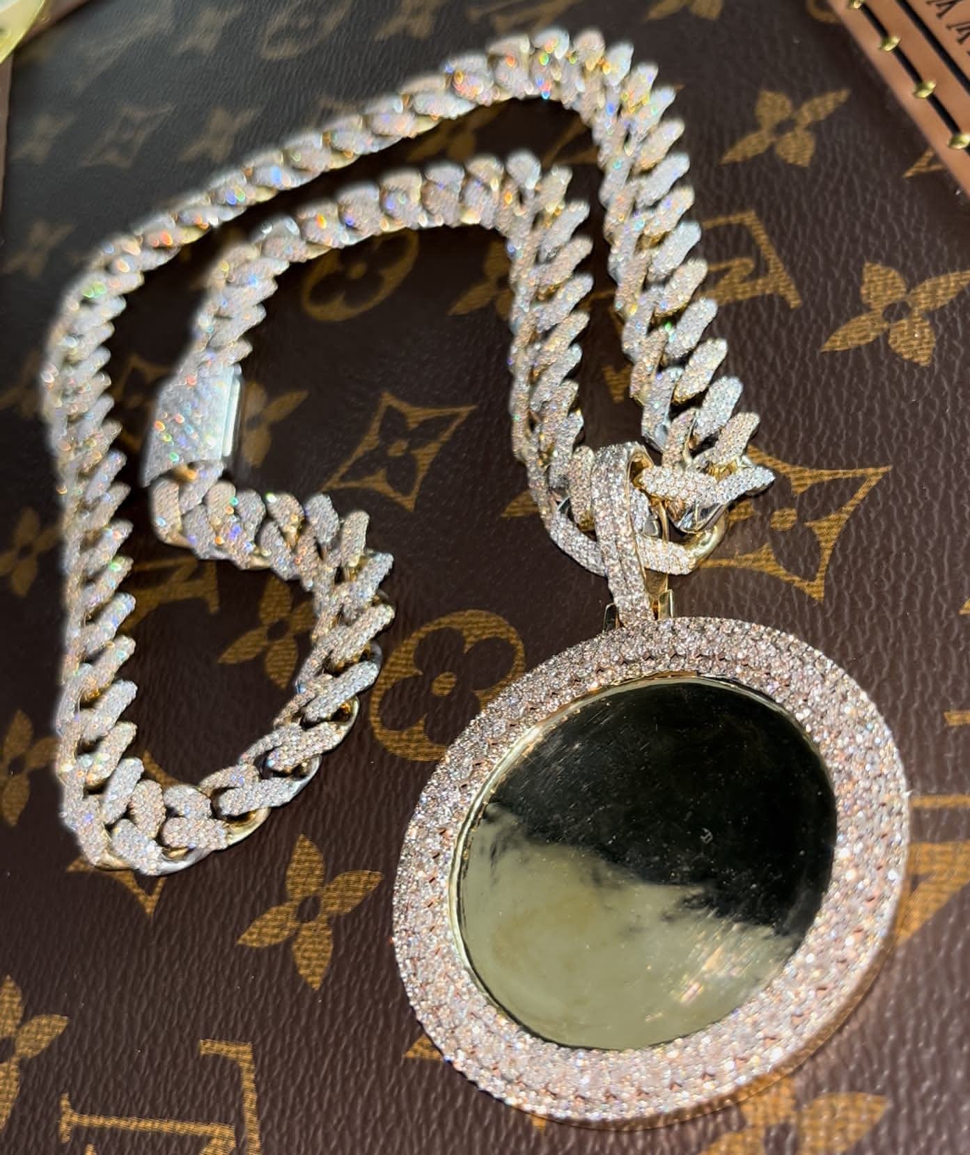 Cuban Link Memory Pendant – Personalized Luxury Keepsake7/7