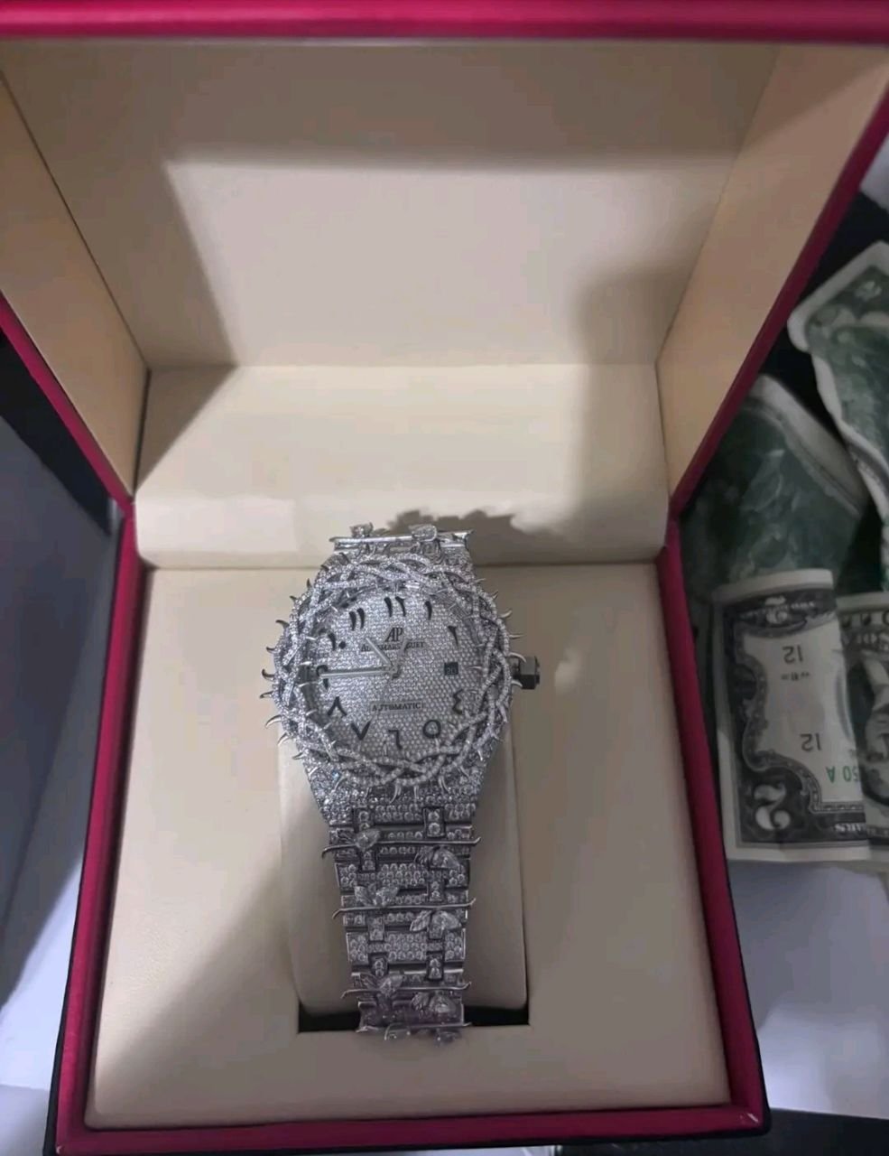 White Arabic Dial “AP Crown Thorns” Watch – Luxury Limited Edition 24/7